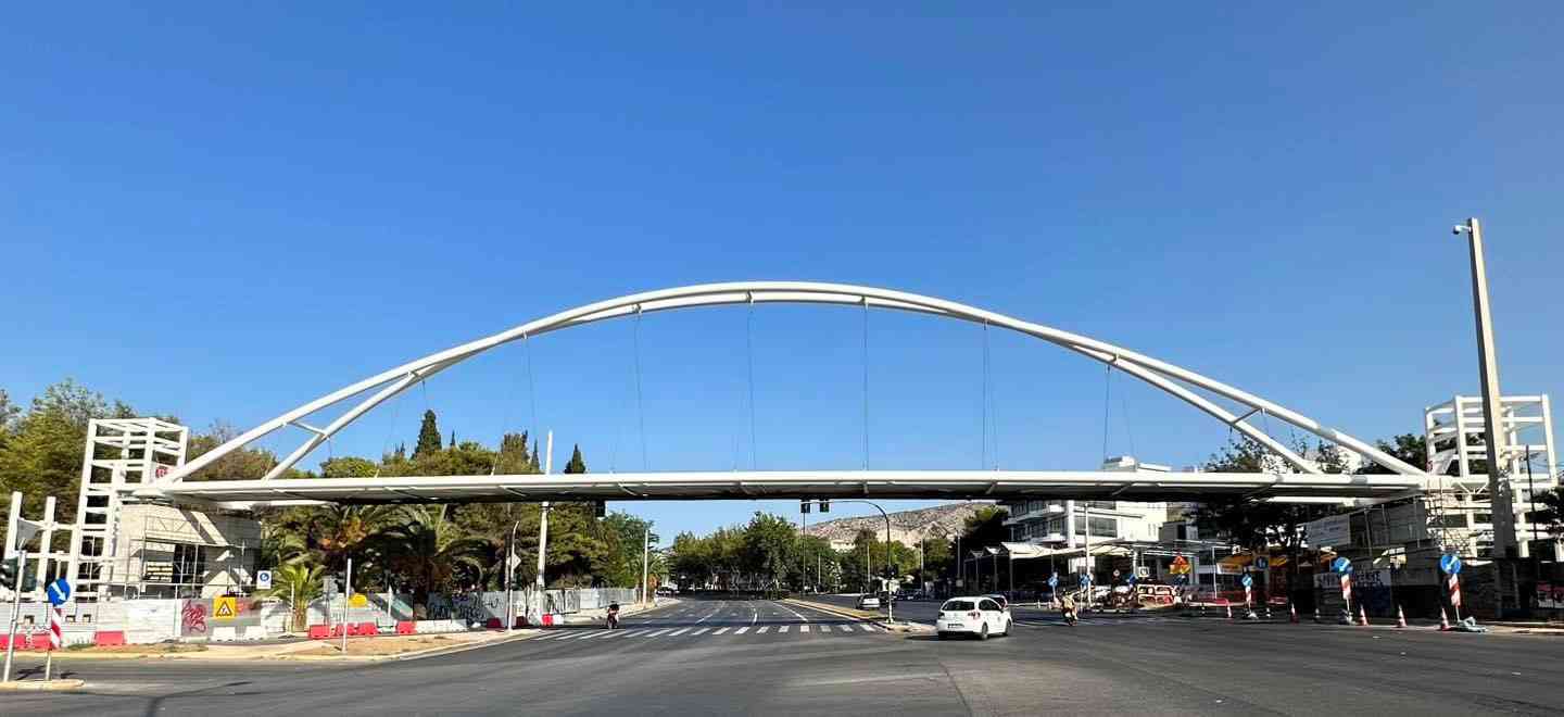 Τοποθετήθηκε η πεζογέφυρα στο Παλατάκι Χαϊδαρίου | THECITIZEN.GR